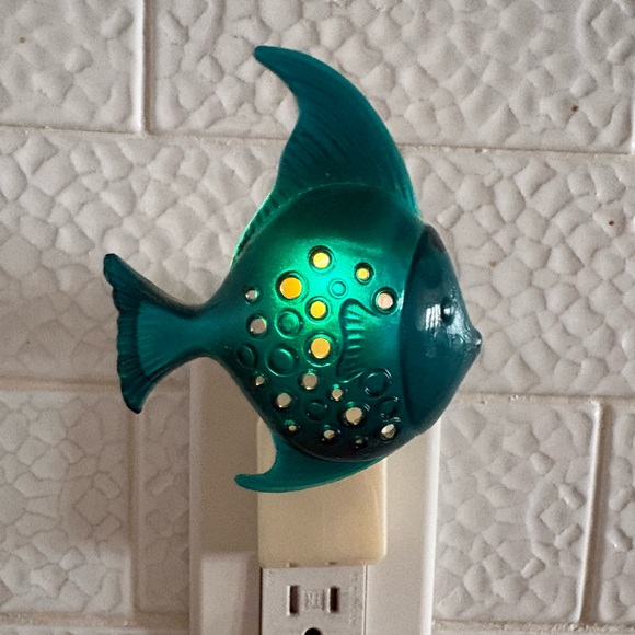 Fish | Bath Body Works Angel Fish Night Light Wallflower Plug | Poshmark